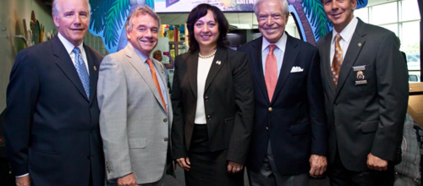 DEA And The Museum Of Science And Industry Open Powerful New Exhibit